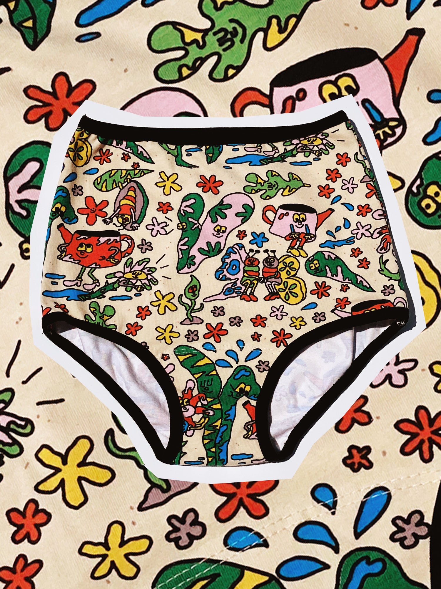 Bug Out – NOOWORKS